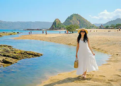 Paket Tour Mandalika 7 Destinasi Terbaik & Sunset Romantis